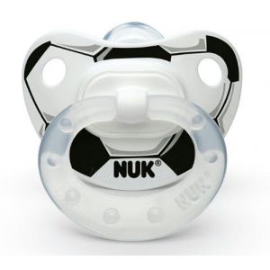 Nuk Sucette Football en silicone (18-36 mois) - Comparer avec Touslesprix.com