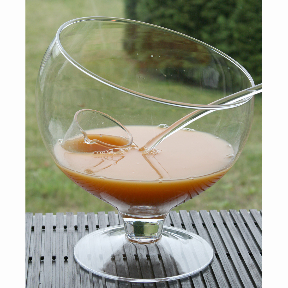 Bol à punch Drop en verre soufflé à pied (18 cm) - Comparer avec ...